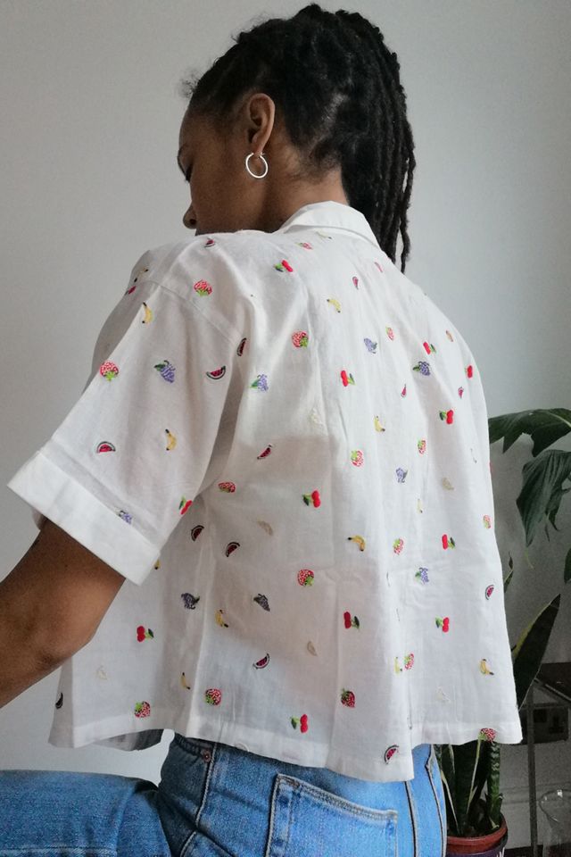 UO Gracie Embroidered Fruit Dobby Shirt | Urban Outfitters UK
