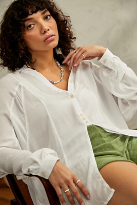 UO Genesis Split Button-Up Shirt | Urban Outfitters UK