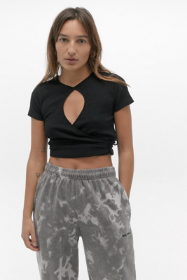 UO Keyhole Ballet Wrap Top | Urban Outfitters UK