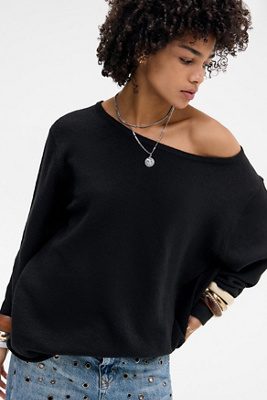 Off the Shoulder Jumpers & Sweaters | Bardot Jumpers | Urban Outfitters UK