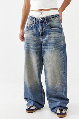 BDG Jaya Mid-Wash Baggy Boxer Jeans | Urban Outfitters UK