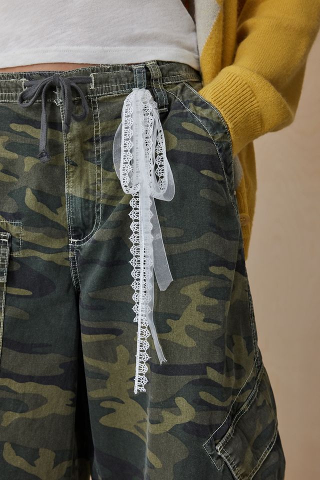 BDG Detroit Camouflage Cropped Cargo Pants | Urban Outfitters UK