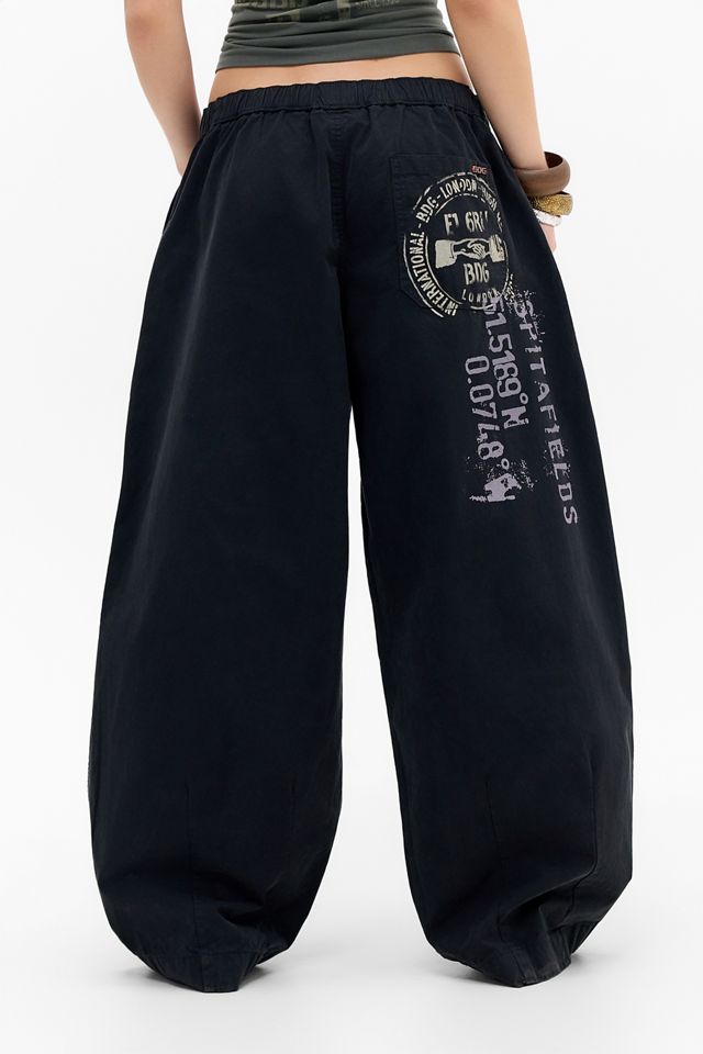 Pantalones Holgados BDG Bobbi Stamp | Urban Outfitters ES