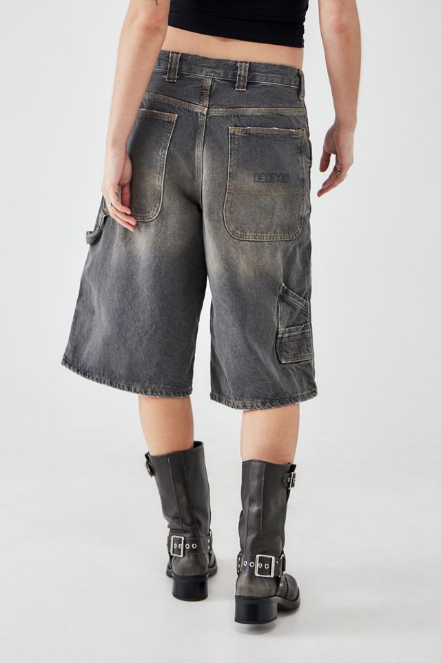 BDG Astrid Longline Grey Wash Jorts | Urban Outfitters FR