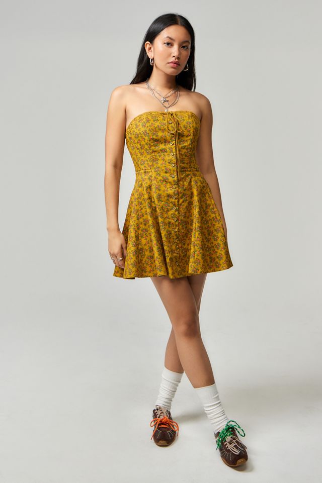 Kimchi Blue Addison Floral Mini Dress | Urban Outfitters UK