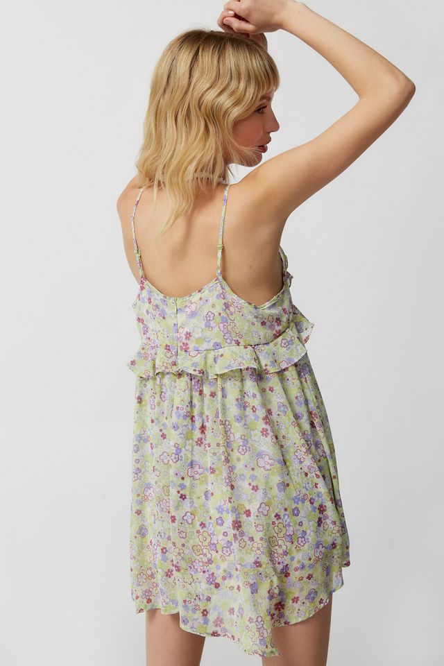 UO Danielle Chiffon Floral Playsuit | Urban Outfitters UK