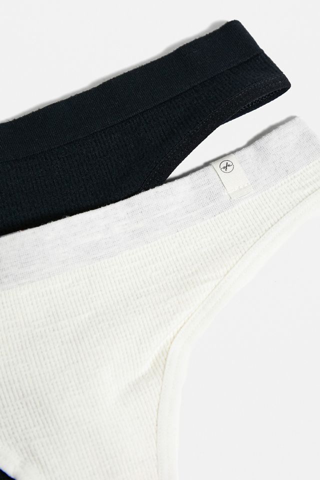 Out From Under - Lot de 2 strings blanc et noir Markie | Urban ...