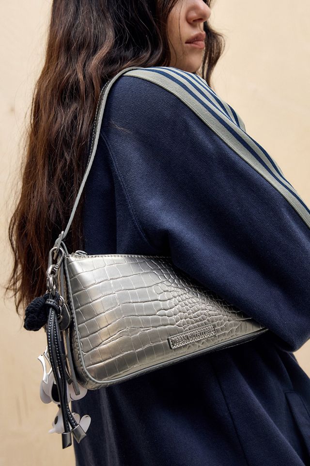 Bolso de Hombro UO Mimi Imitación Croc | Urban Outfitters ES