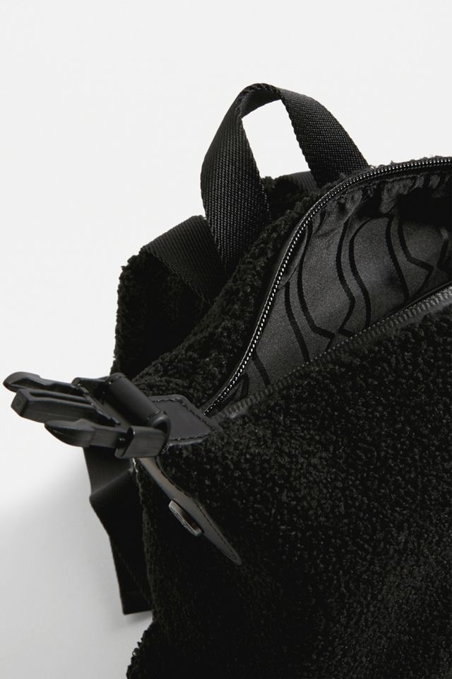 Hunter Original Sherpa Mini Top Clip Backpack | Urban Outfitters UK