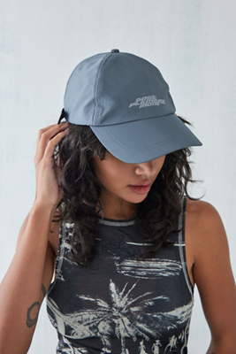 Modo de placer básico Midnight Reflective Nylon Cap | Urban Outfitters ES