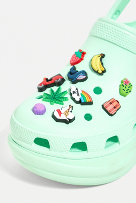 Crocs - Lot de 10 Jibbitz génération Z | Urban Outfitters FR