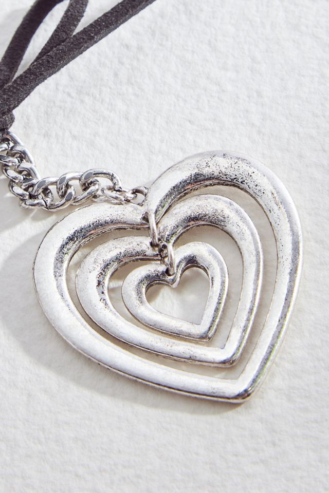 UO Tripe Heart Keyring | Urban Outfitters UK