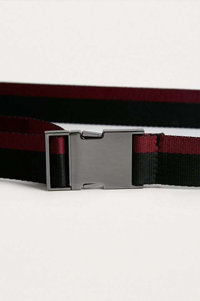 UO Stripe Seatbelt Belt | Urban Outfitters UK