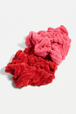 Super Oversized Towelling Scrunchies 2-Pack | Urban Outfitters UK