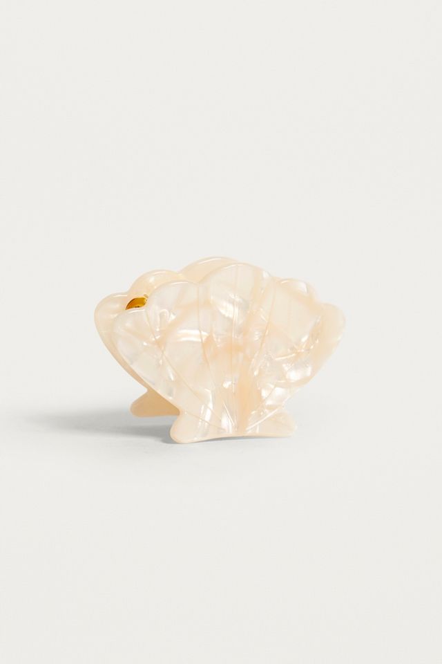 Sea Shell Claw Hair Clip | Urban Outfitters FR