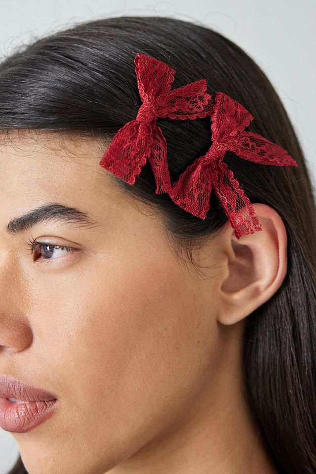 Lot de 2 barrettes à cheveux à petit nœud | Urban Outfitters FR