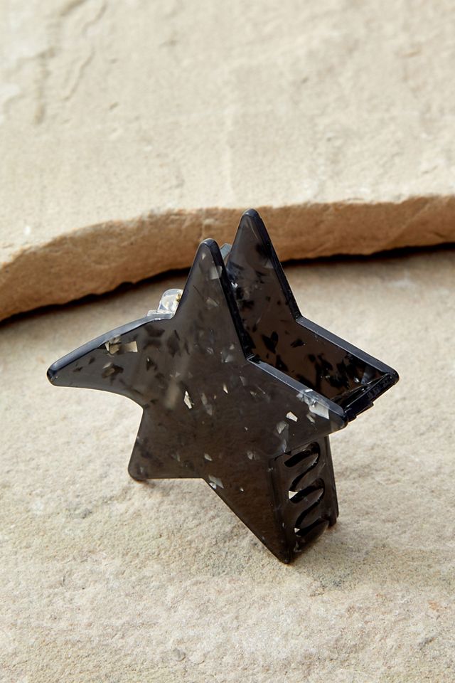 Solid Star Claw Clip | Urban Outfitters UK