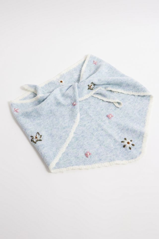 Kimchi Blue Knit Triangle Neck Scarf | Urban Outfitters UK