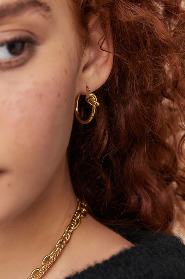 Realta Kaitlyn Hoop Earrings | Urban Outfitters UK