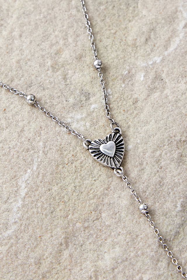 Silence + Noise Heart Charm Lariat Necklace | Urban Outfitters UK