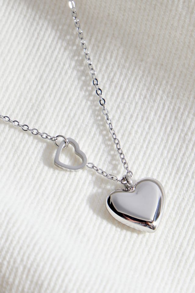 Réalta Croi Necklace | Urban Outfitters UK