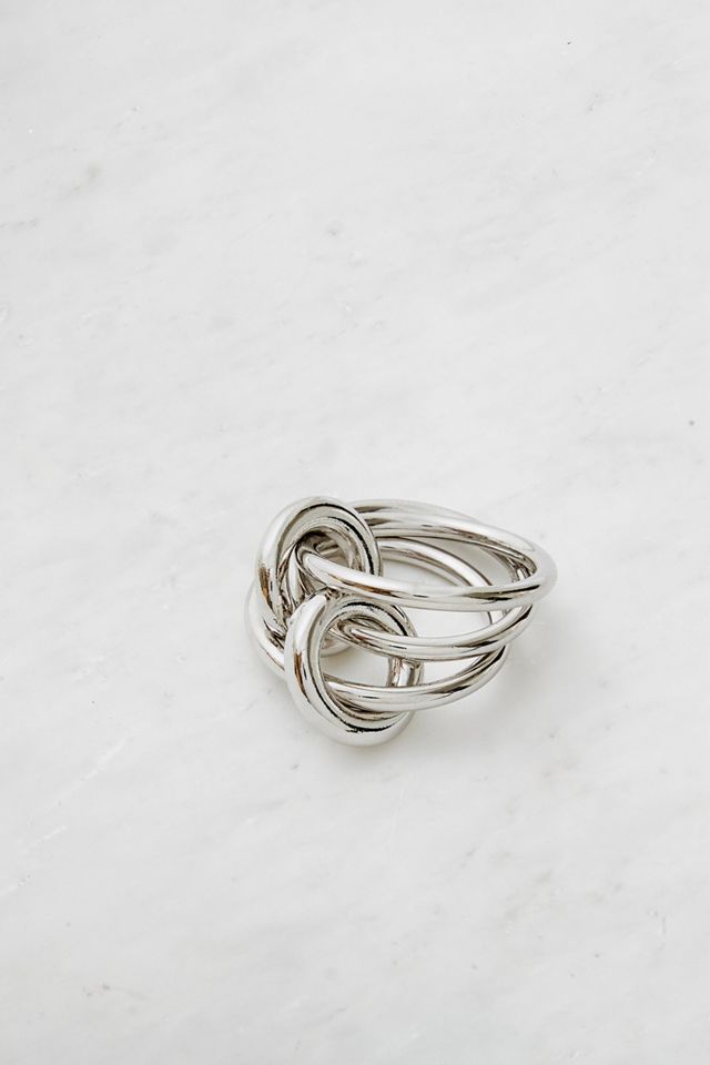 Modern Linked Multi Ring | Urban Outfitters UK
