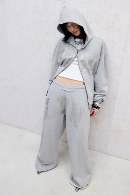 Clothing For Everyone | Gender-Free Clothing | Urban Outfitters UK