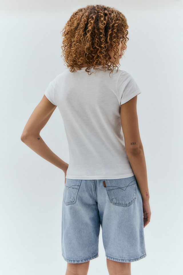 Levi's Box Tab Graphic T-Shirt | Urban Outfitters UK
