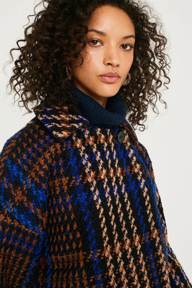 Gestuz – Karierte Jacke „Kelli“ | Urban Outfitters DE