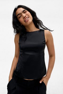 Backless Tops | Open Back & Low Back Tops | Urban Outfitters UK