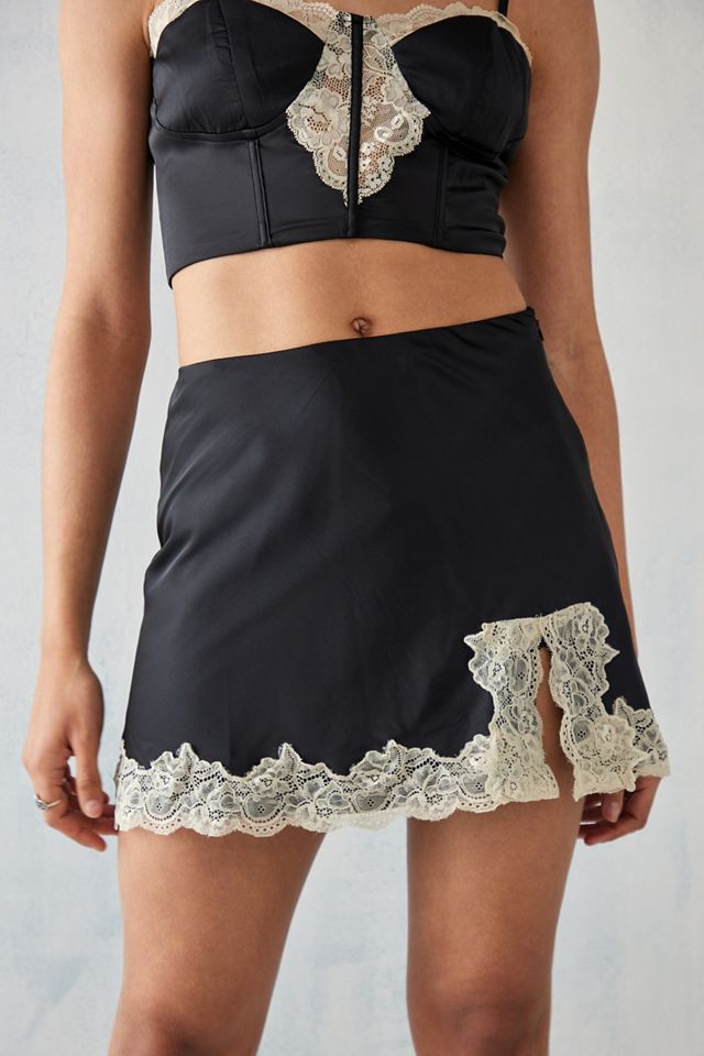 Love Triangle Ava Satin Mini Skirt | Urban Outfitters UK