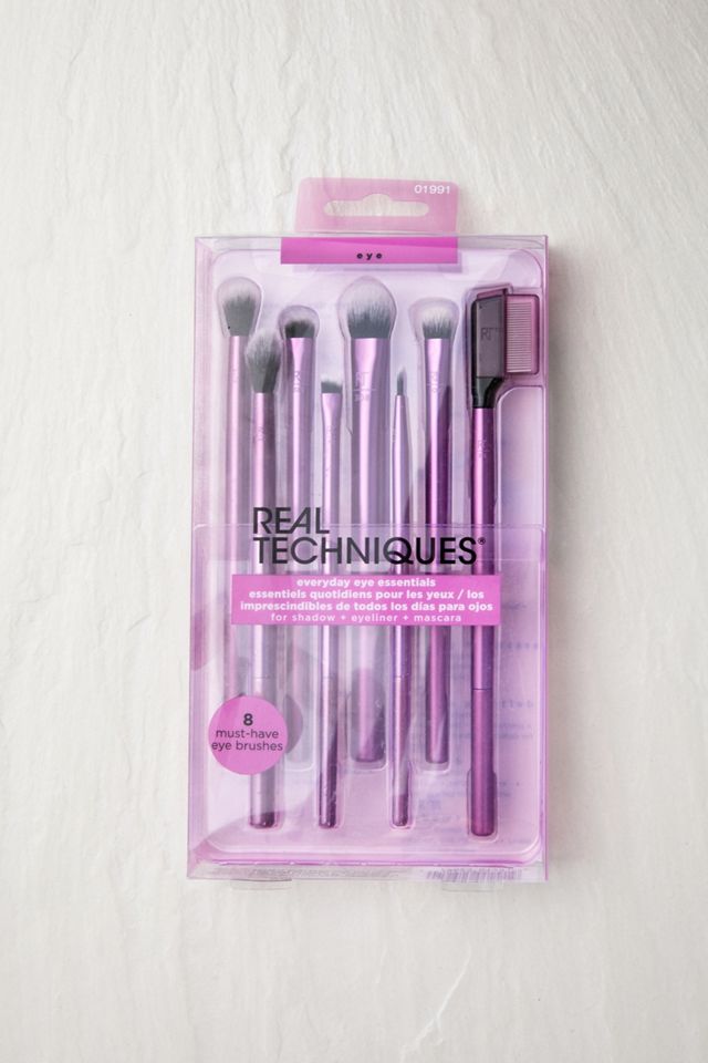 Real Techniques Everyday Essentials Eye Brush Set | Urban Outfitters UK