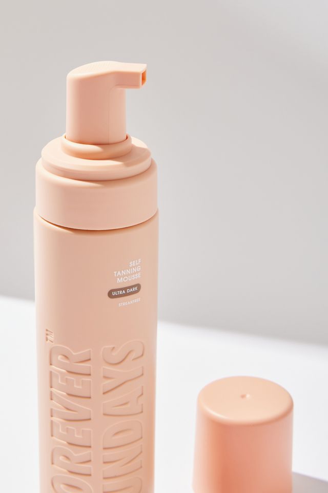 Forever Sundays Ultra-Dark Tanning Mousse | Urban Outfitters IT