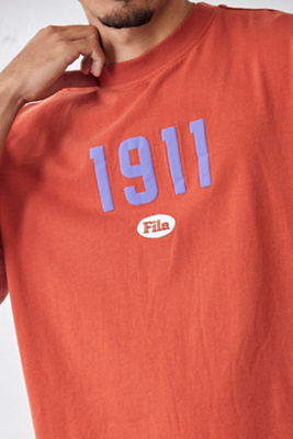FILA UO Exclusive Brick Heritage T-Shirt | Urban Outfitters UK