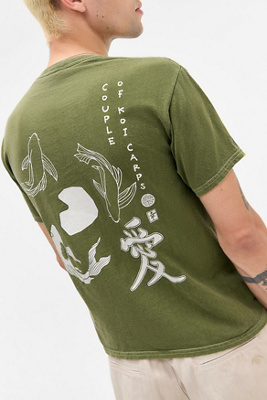 UO Green Koi Fish T-Shirt | Urban Outfitters UK