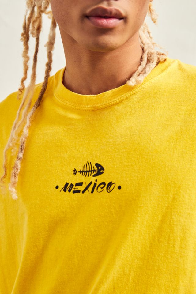 Camiseta UO Amarilla Surf México | Urban Outfitters ES