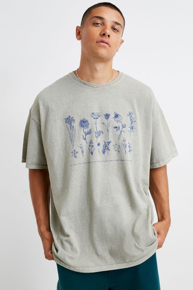 UO Botany Light Khaki T-Shirt | Urban Outfitters UK
