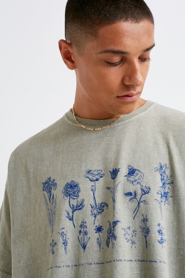 UO Botany Light Khaki T-Shirt | Urban Outfitters UK