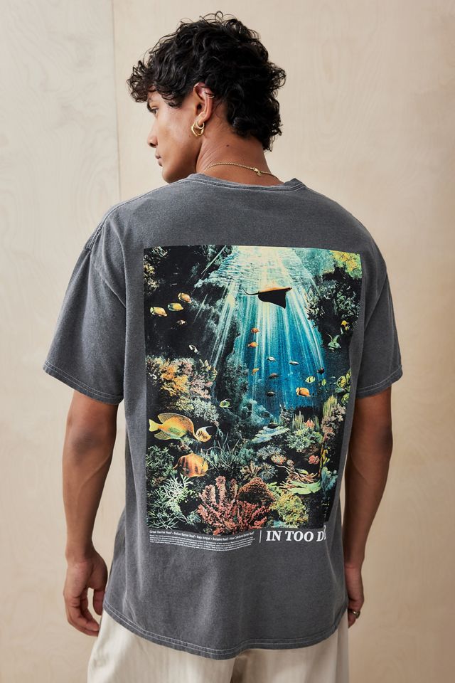 UO Washed Black Fish In Too Deep T-Shirt | Urban Outfitters UK