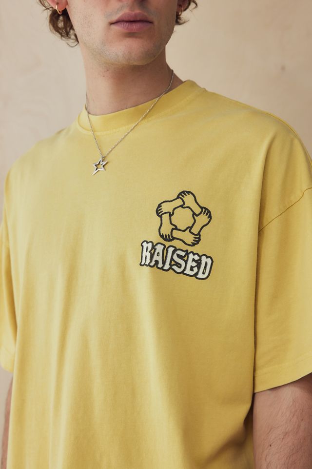 Raised On Denim Yellow Camiseta de todos en todas partes | Urban ...