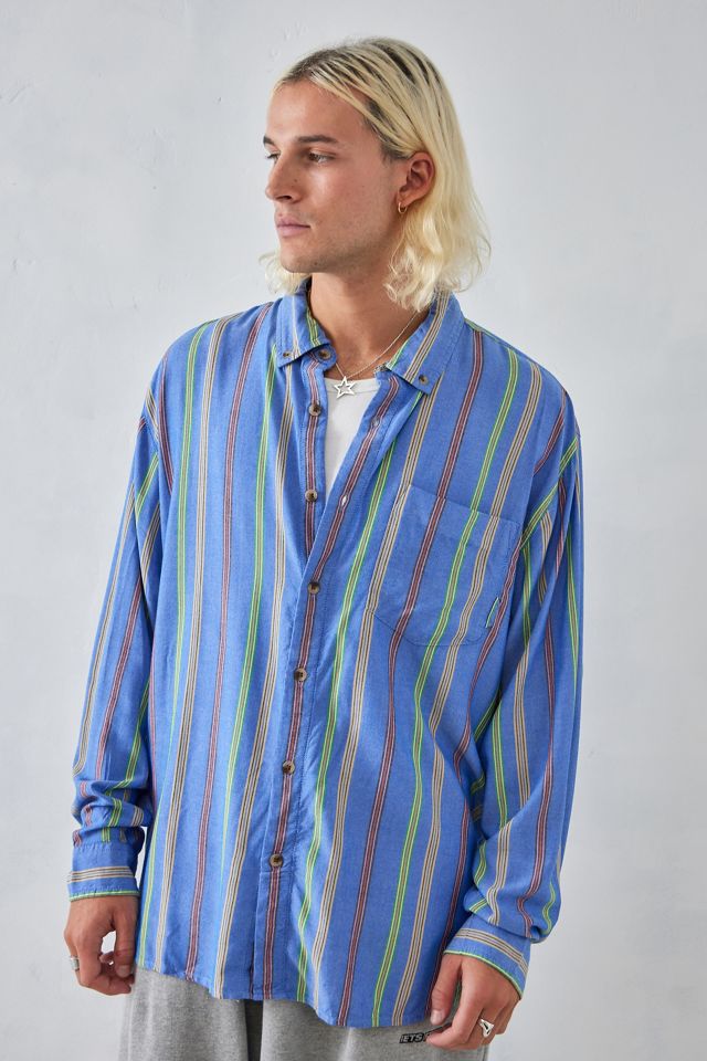 UO – Gestreiftes Hemd „Corey" | Urban Outfitters DE