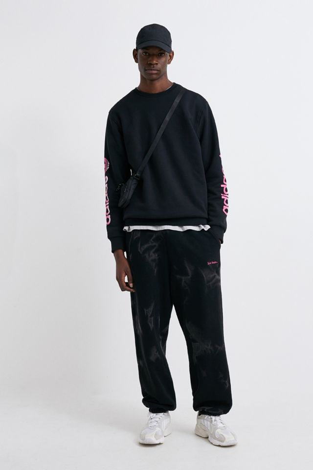 adidas Graphic Crew Neck Sweatshirt | Urban Outfitters UK