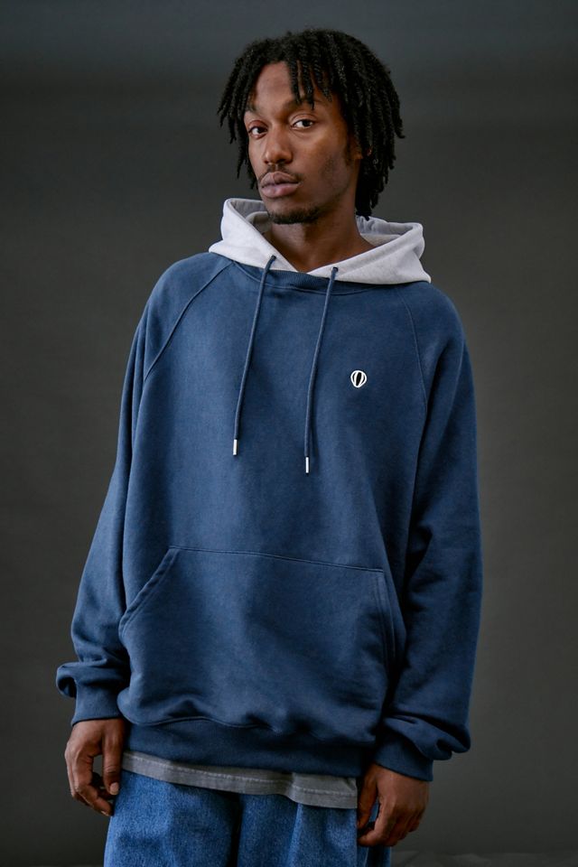 Sudadera con capucha Anglan Navy Doble Color | Urban Outfitters ES