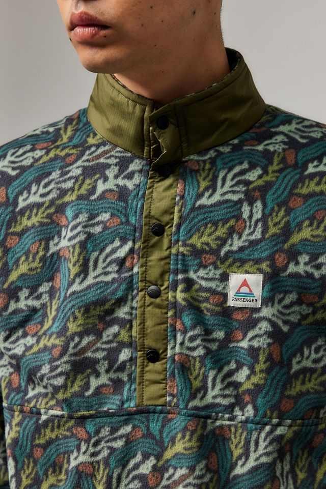 Passenger Ocean Current Adrift Quarter Fleece | Urban Outfitters UK