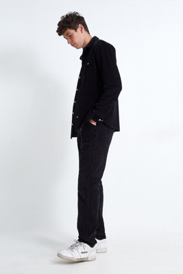 Levi's Negro Pana Pantalones De Carpintero | Urban Outfitters ES