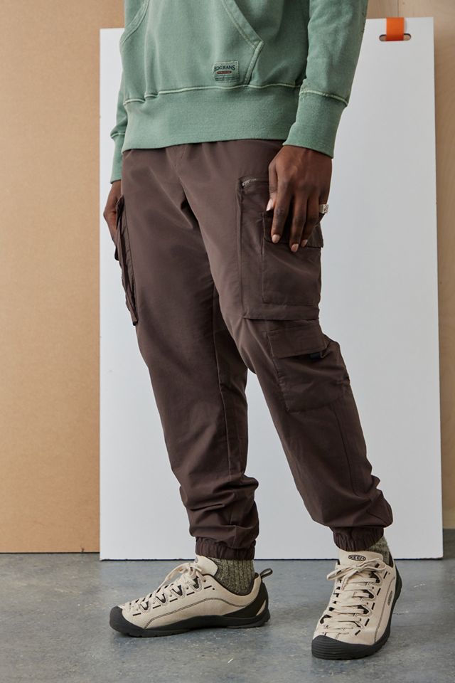 Standard Cloth Chestnut Tech Pants | Urban Outfitters UK