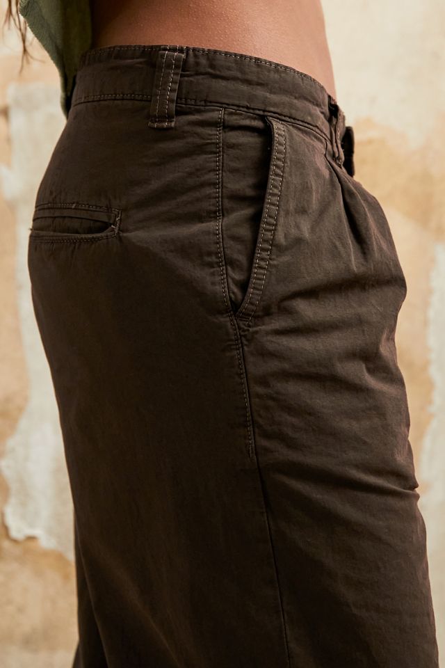 Loom Brown Seth Poplin Trousers | Urban Outfitters UK