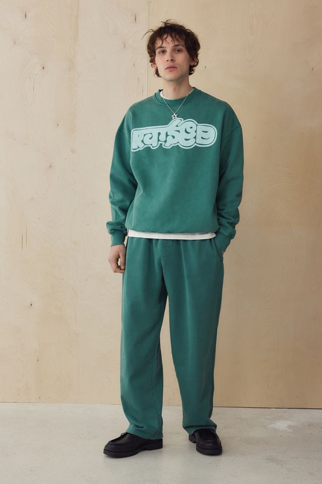 Raised On Denim – Weite Jogginghosen in Grün | Urban Outfitters DE