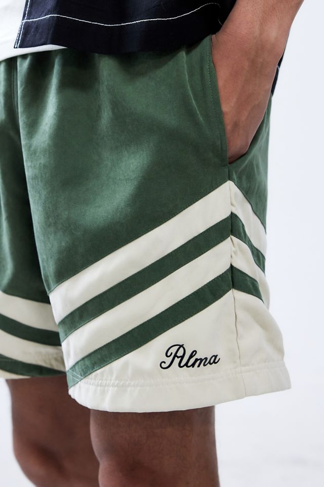 Alma De Ace Shorts Caqui Yopu | Urban Outfitters ES