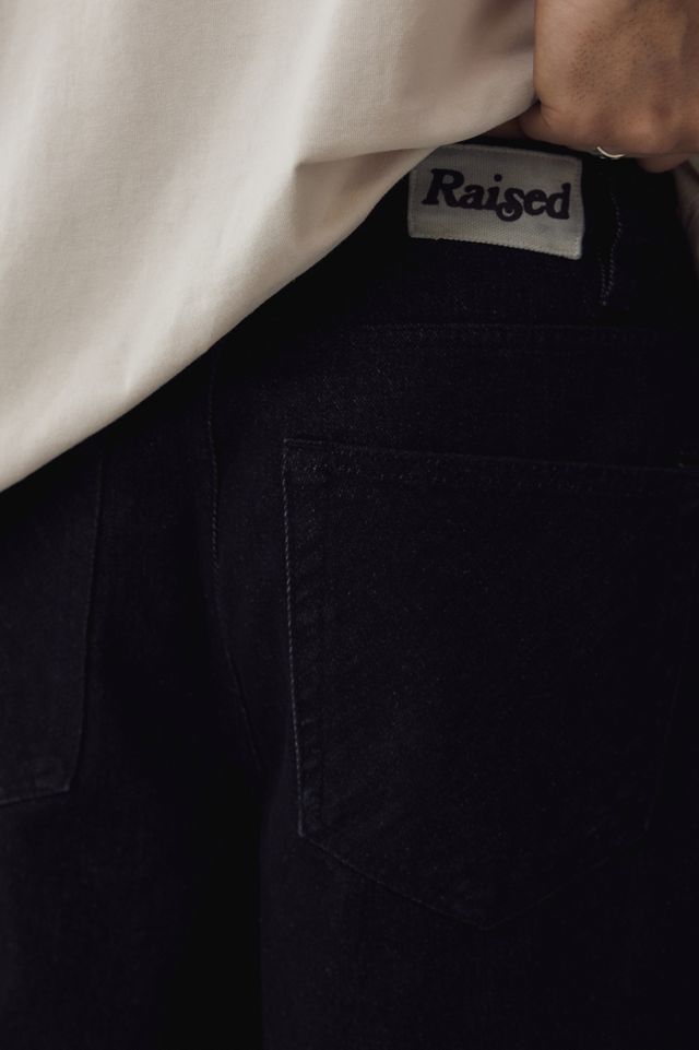 Raised On Denim – Shorts 90S in Schwarz | Urban Outfitters DE